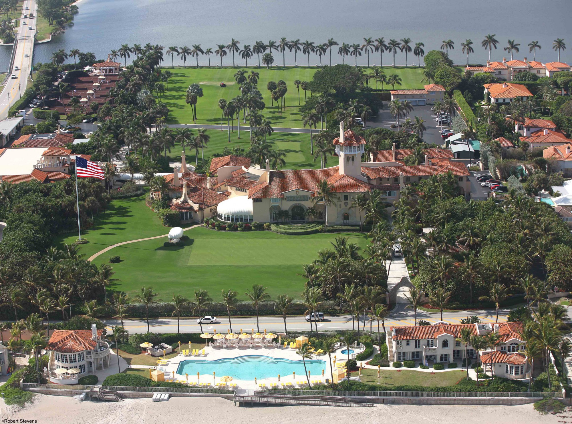 How Much Does It Cost to Mow the Lawn at Donald Trump’s Mar-a-Lago?