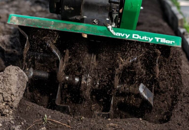 How to Use a Grass Tiller